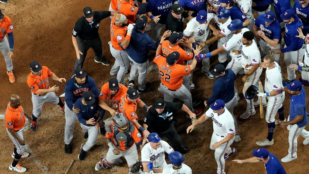 Abreu, Baker, García ejected from ALCS Game 5